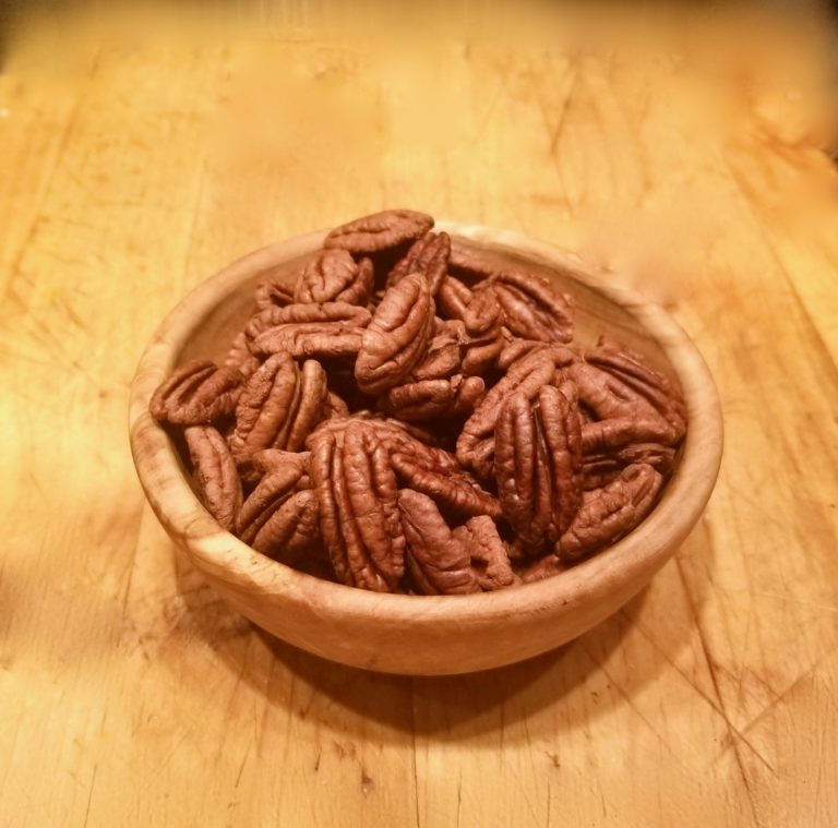 Habanero Rum Pecans For Christmas - Adán Medrano